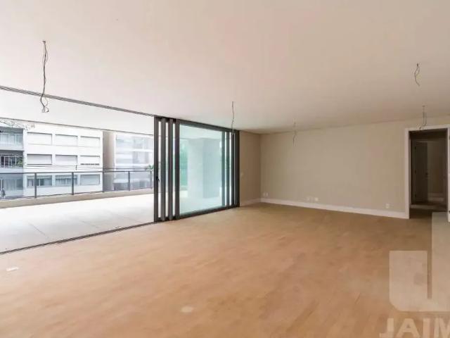 Apartamento para Venda em São Paulo/SP Higienópolis 4 Quartos