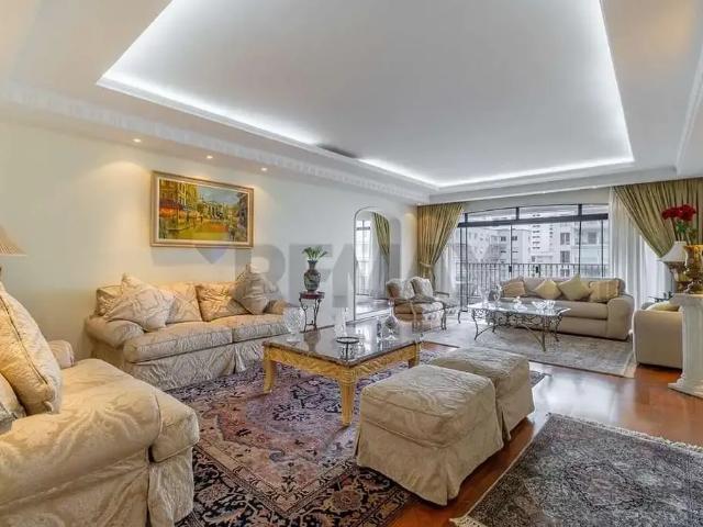 Apartamento para Venda em São Paulo/SP Higienópolis 5 Quartos