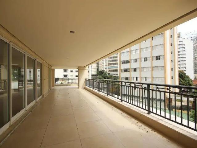 Apartamento para Venda em São Paulo/SP Higienópolis 5 Quartos