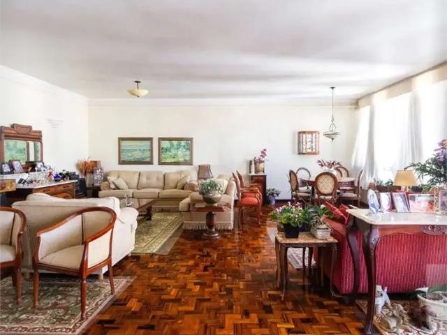 Apartamento para Venda em São Paulo/SP Higienópolis 5 Quartos