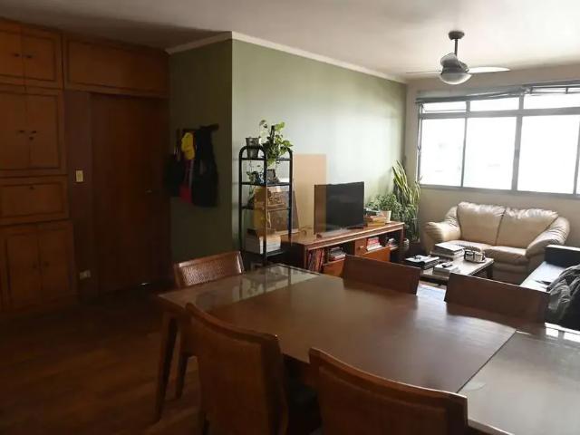 Apartamento para Venda em São Paulo/SP Higienópolis 2 Quartos