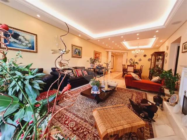 Apartamento para Venda em São Paulo/SP Higienópolis 3 Quartos
