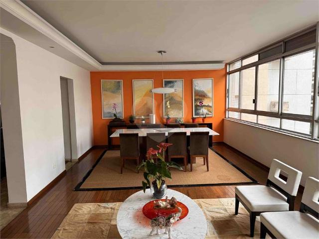 Apartamento para Venda em São Paulo/SP Higienópolis 3 Quartos