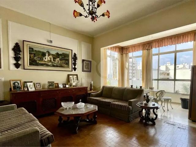 Apartamento para Venda em São Paulo/SP Higienópolis 3 Quartos
