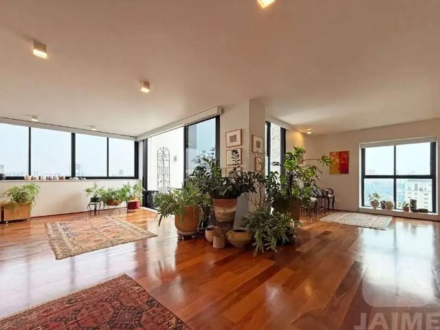 Apartamento para Venda em São Paulo/SP Higienópolis 4 Quartos