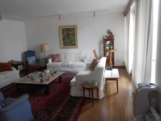 Apartamento para Venda em São Paulo/SP Higienópolis 3 Quartos