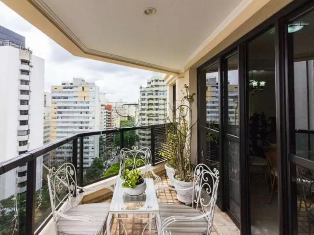 Apartamento para Venda em São Paulo/SP Higienópolis 3 Quartos