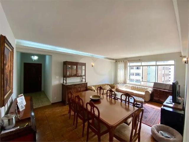 Apartamento para Venda em São Paulo/SP Higienópolis 3 Quartos