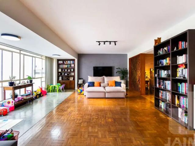 Apartamento para Venda em São Paulo/SP Higienópolis 3 Quartos