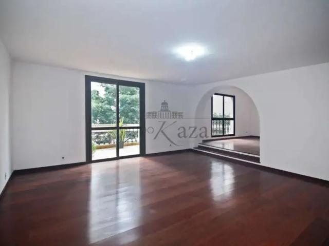 Apartamento para Venda em São Paulo/SP Higienópolis 3 Quartos