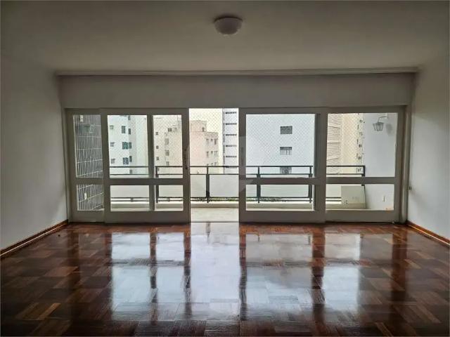 Apartamento para Venda em São Paulo/SP Higienópolis 3 Quartos