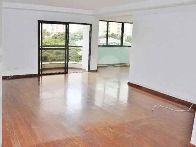 Apartamento para Venda em São Paulo/SP Higienópolis 3 Quartos