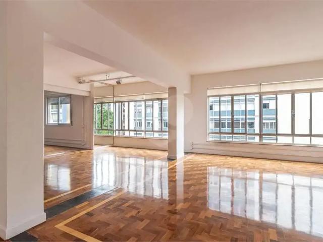 Apartamento para Venda em São Paulo/SP Higienópolis 3 Quartos