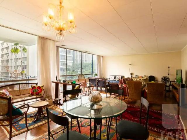 Apartamento para Venda em São Paulo/SP Higienópolis 3 Quartos