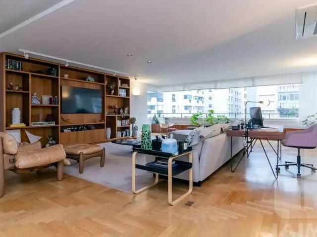 Apartamento para Venda em São Paulo/SP Higienópolis 3 Quartos