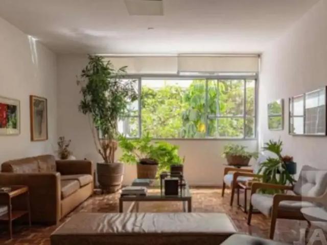 Apartamento para Venda em São Paulo/SP Higienópolis 3 Quartos