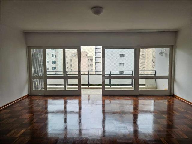 Apartamento para Venda em São Paulo/SP Higienópolis 3 Quartos