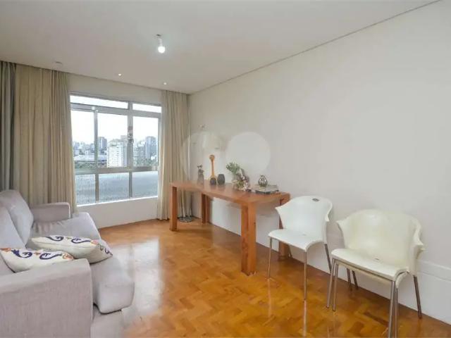 Apartamento para Venda em São Paulo/SP Indianópolis 2 Quartos