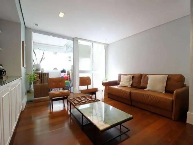 Apartamento para Venda em São Paulo/SP Indianópolis 3 Quartos