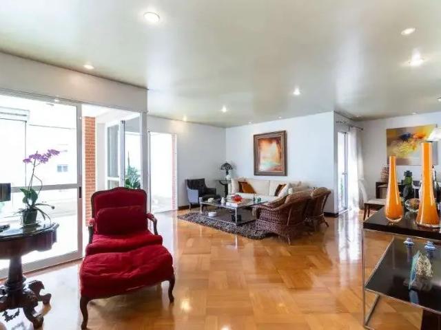 Apartamento para Venda em São Paulo/SP Indianópolis 3 Quartos
