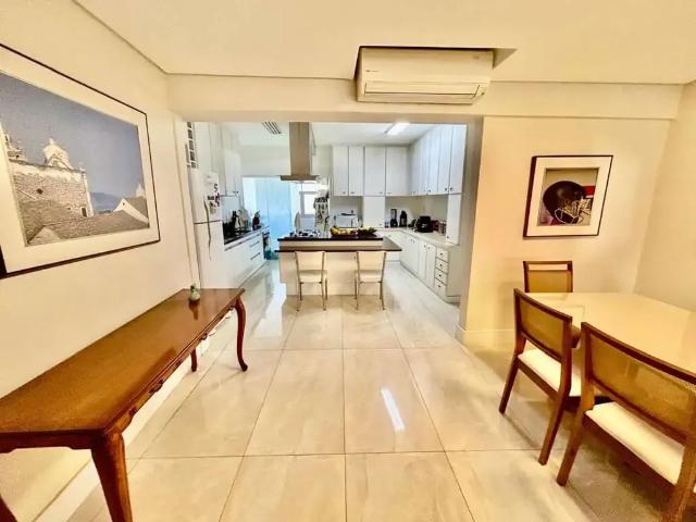 Apartamento para Venda em São Paulo/SP Indianópolis 3 Quartos
