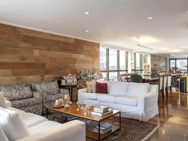 Apartamento para Venda em São Paulo/SP Indianópolis 3 Quartos