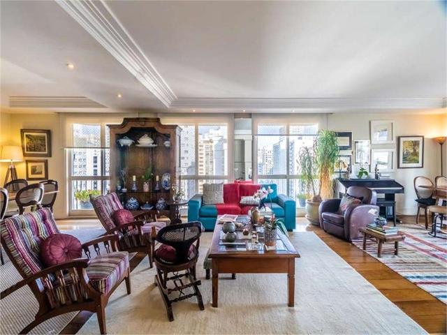 Apartamento para Venda em São Paulo/SP Jardim América 3 Quartos