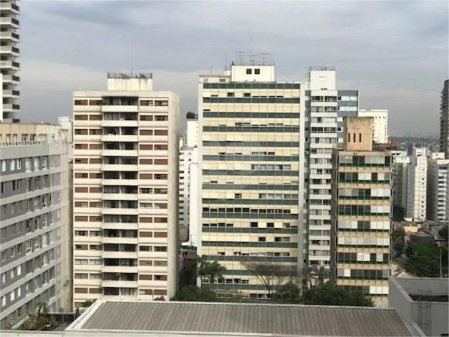 Apartamento para Venda em São Paulo/SP Jardim América 3 Quartos