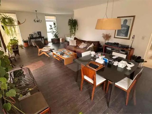 Apartamento para Venda em São Paulo/SP Jardim América 3 Quartos