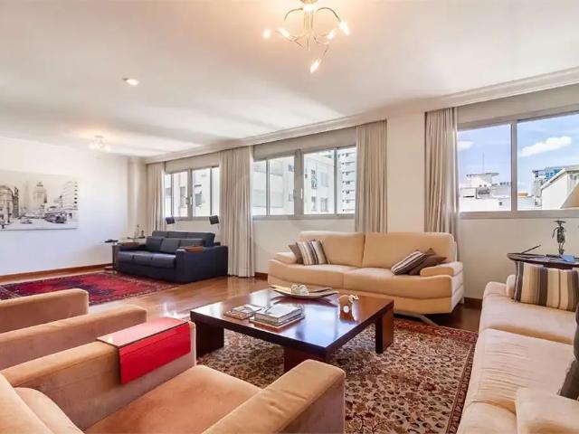 Apartamento para Venda em São Paulo/SP Jardim América 3 Quartos