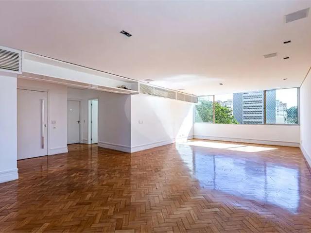 Apartamento para Venda em São Paulo/SP Jardim América 3 Quartos