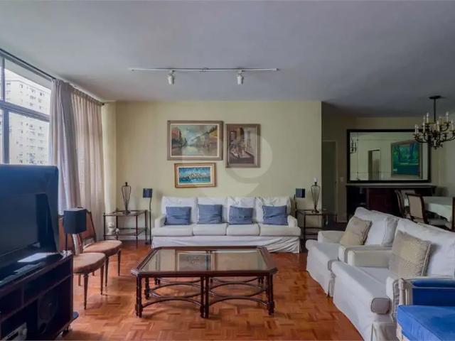 Apartamento para Venda em São Paulo/SP Jardim América 3 Quartos