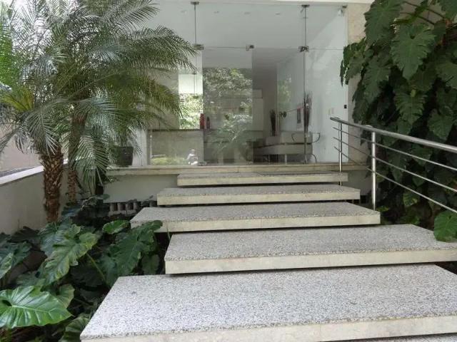 Apartamento para Venda em São Paulo/SP Jardim América 3 Quartos