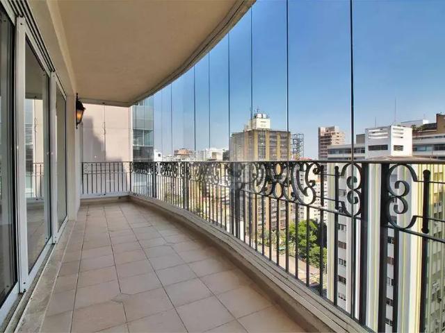 Apartamento para Venda em São Paulo/SP Jardim América 3 Quartos