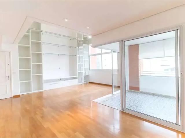Apartamento para Venda em São Paulo/SP Jardim América 3 Quartos