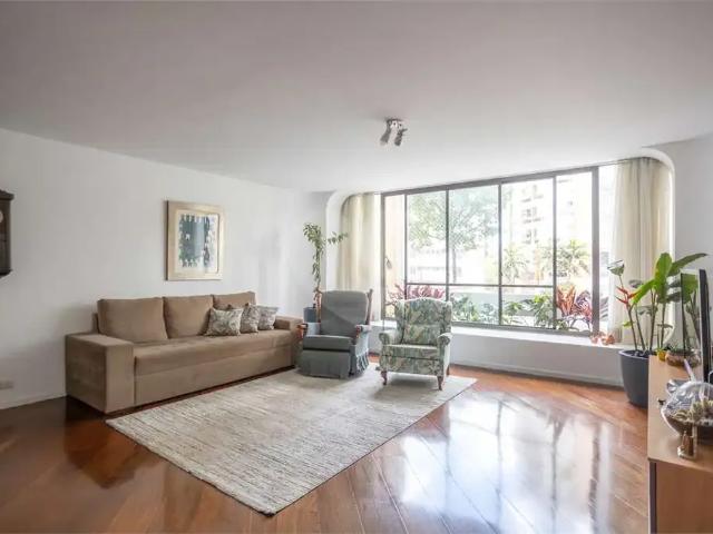 Apartamento para Venda em São Paulo/SP Jardim América 3 Quartos