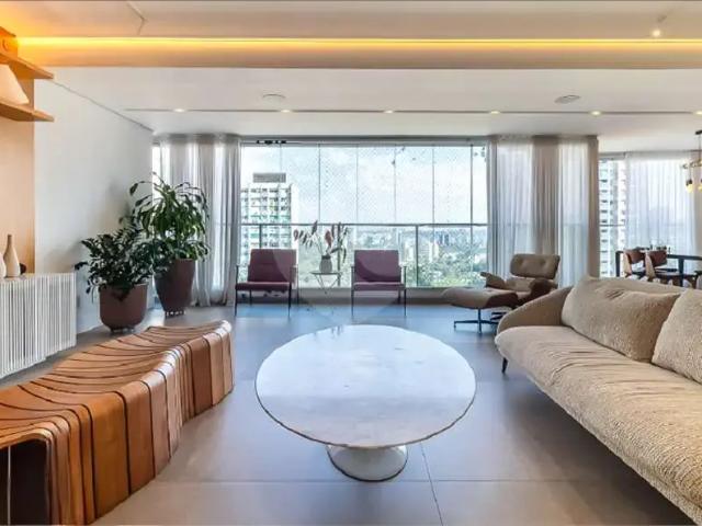 Apartamento para Venda em São Paulo/SP Jardim América 3 Quartos