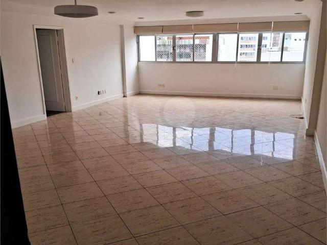 Apartamento para Venda em São Paulo/SP Jardim América 3 Quartos