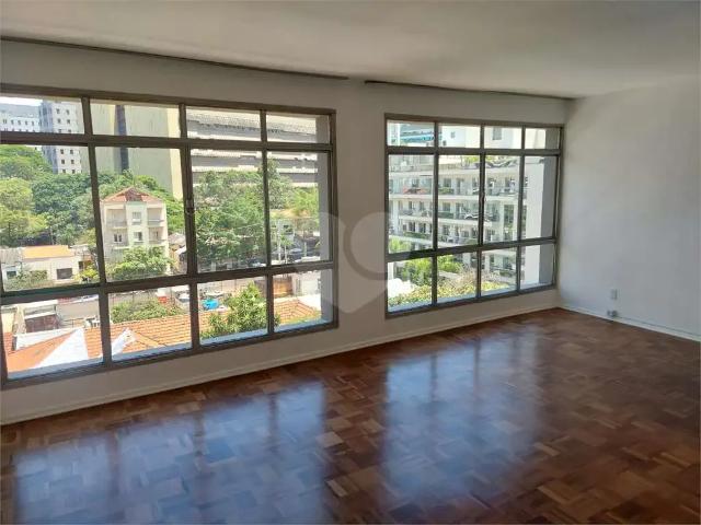 Apartamento para Venda em São Paulo/SP Jardim América 3 Quartos