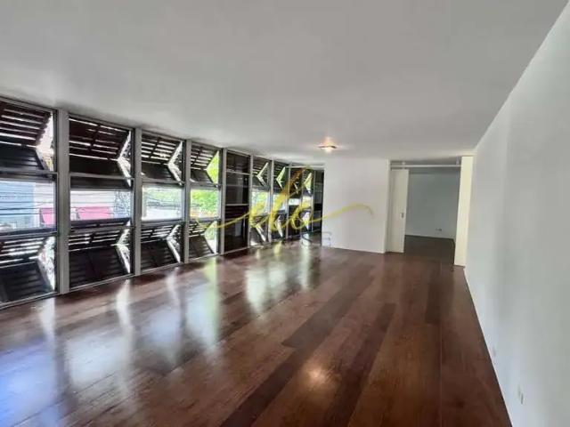 Apartamento para Venda em São Paulo/SP Jardim América 3 Quartos