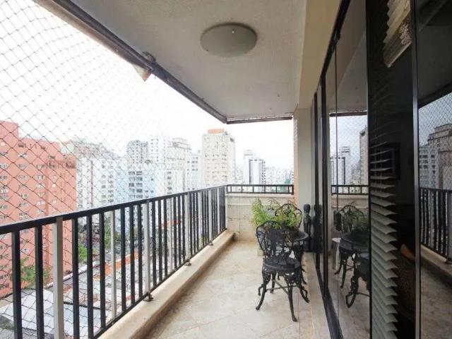 Apartamento para Venda em São Paulo/SP Jardim América 3 Quartos