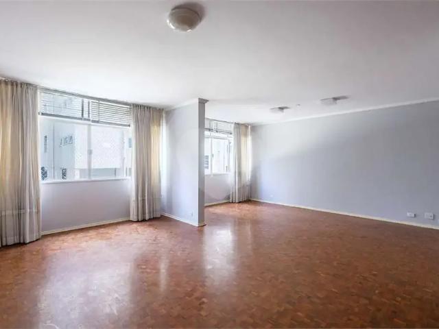 Apartamento para Venda em São Paulo/SP Jardim América 3 Quartos
