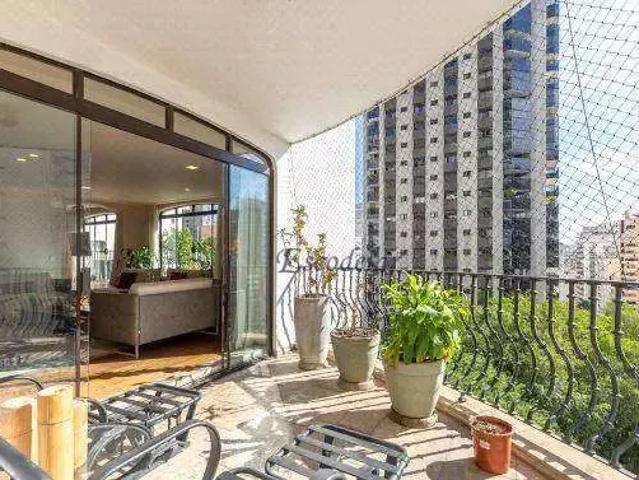 Apartamento para Venda em São Paulo/SP Jardim América 3 Quartos