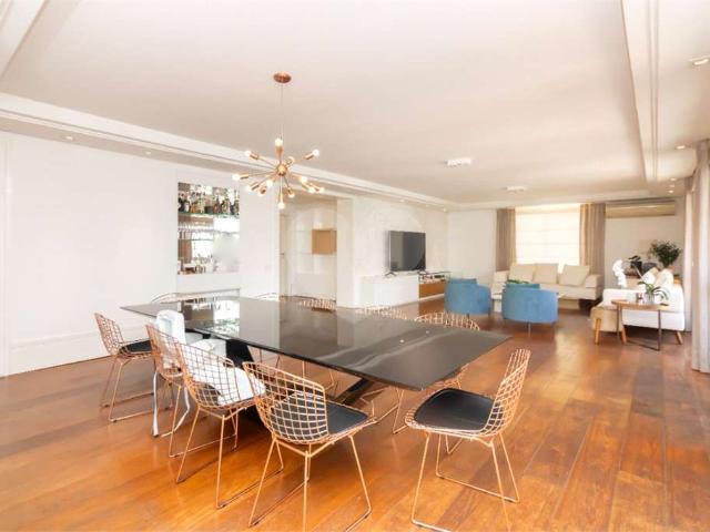 Apartamento para Venda em São Paulo/SP Jardim América 4 Quartos