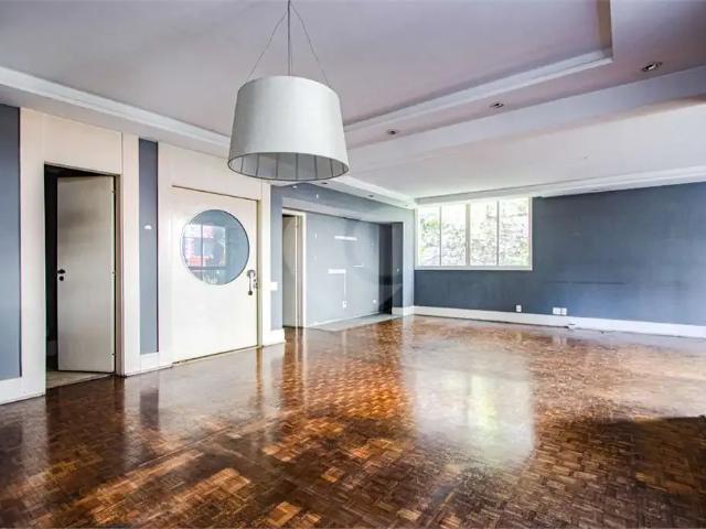 Apartamento para Venda em São Paulo/SP Jardim América 4 Quartos