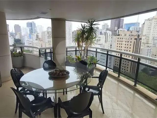 Apartamento para Venda em São Paulo/SP Jardim América 4 Quartos
