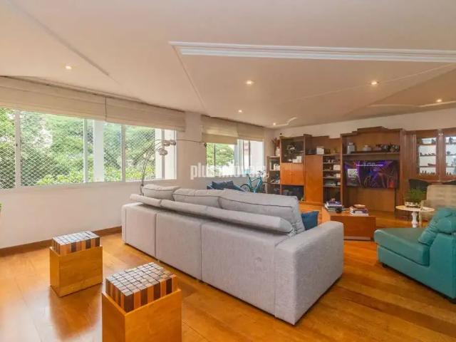 Apartamento para Venda em São Paulo/SP Jardim América 4 Quartos