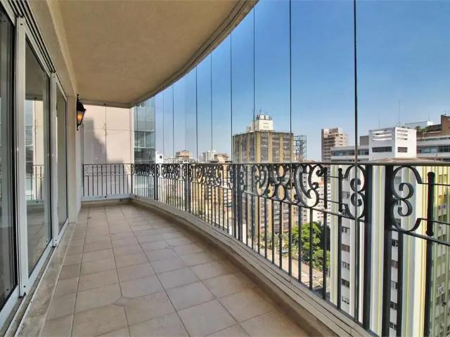Apartamento para Venda em São Paulo/SP Jardim América 4 Quartos