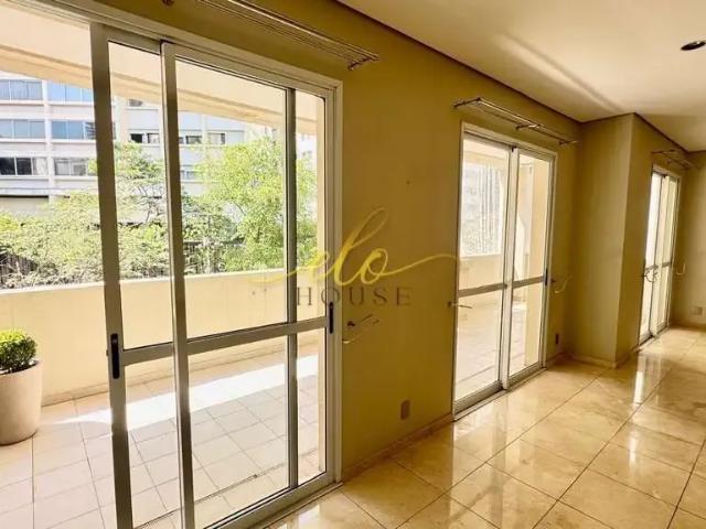 Apartamento para Venda em São Paulo/SP Jardim América 4 Quartos
