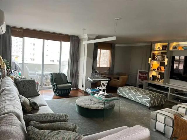 Apartamento para Venda em São Paulo/SP Jardim América 4 Quartos